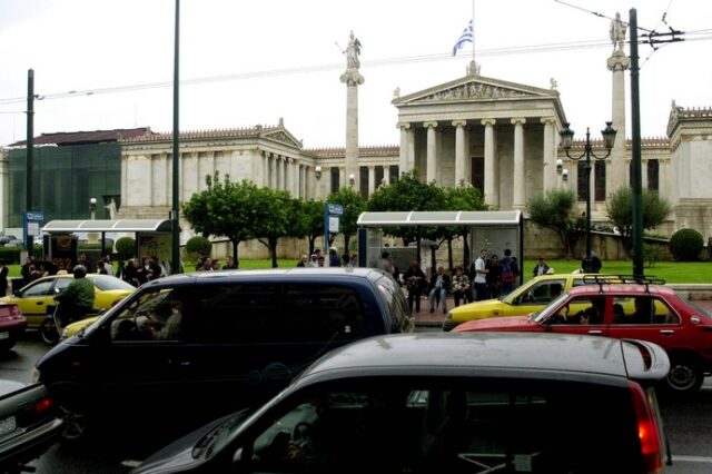 Χάος λόγω τροχαίου | News 24/7
