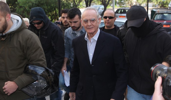 Τσοχατζόπουλος: "Κινδυνεύει η ζωή της γυναίκας μου" | News 24/7