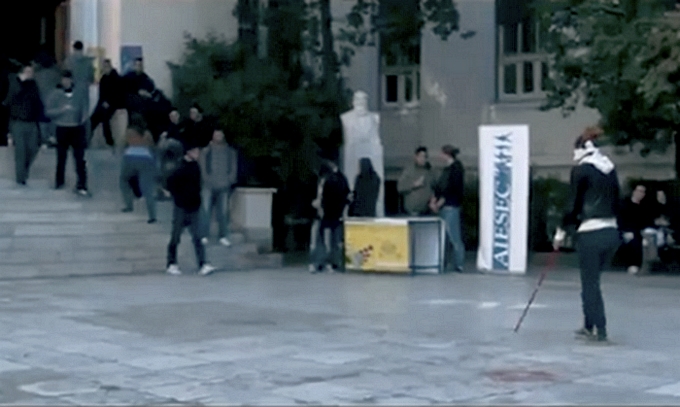 Βίντεο των φοιτητών της ΑΣΟΕΕ για τους ανθρώπους με κινητικές δυσκολίες ...