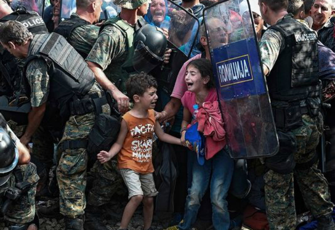 Μια εικόνα 1000 λέξεις: Όταν έκλαψαν ακόμα και οι φωτογράφοι | News 24/7
