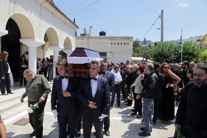 Κηδεύτηκε ο Νίκος Τριανταφυλλίδης | News 24/7