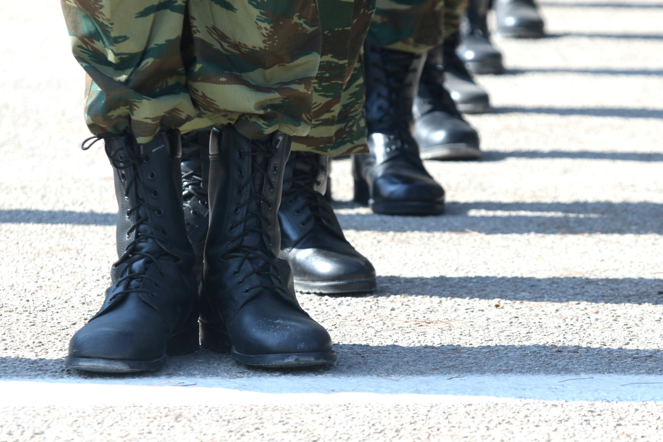Λοχίας ΕΠΟΠ τραυματίστηκε θανάσιμα με το όπλο του σε σκοπιά | News 24/7