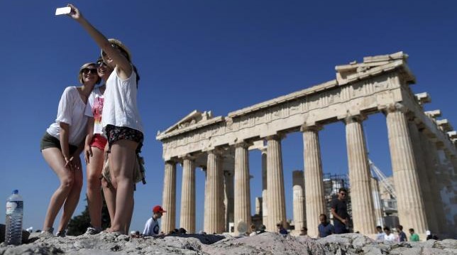 Οι Γερμανοί ψηφίζουν Ελλάδα | News 24/7