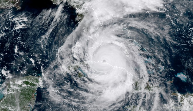 Τυφώνας Ίρμα: Τα πρώτα θύματα στη Φλόριντα. Απαγόρευση κυκλοφορίας στην ...