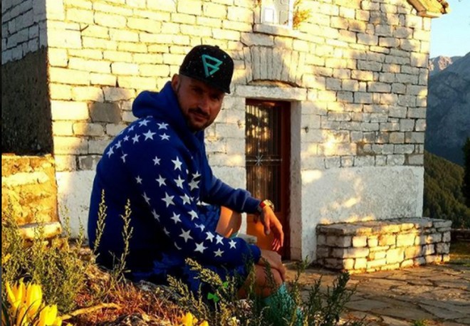 Ο Manager Rugby του survivor παρακολουθεί rugby στο nomads | News 24/7