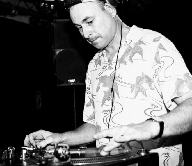 Ο Andy Smith, θρυλικός dj των Portishead στα decks του Gazarte | News 24/7