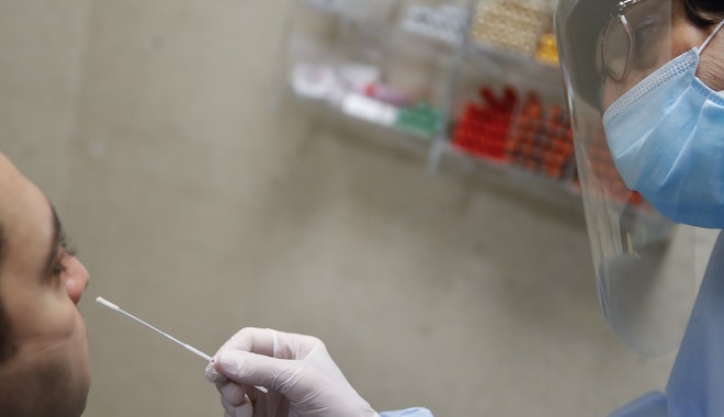 Κορονοϊός: Τι δείχνουν τα πρώτα επιδημιολογικά τεστ σε άτομα χωρίς ...