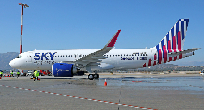 Sky express: Αυτό είναι το νέο της Airbus A320neo. Πού θα πετάει | News ...