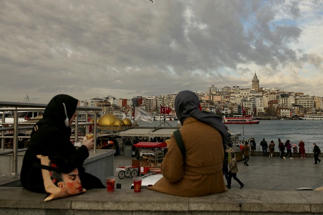 Τουρκία: Κοινωνικός ζόφος που κρύβουν τα ΜΜΕ - Φτώχεια και μαζική ...