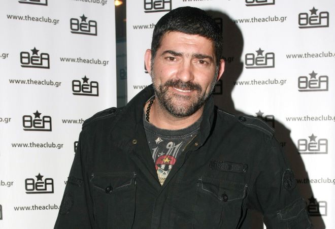 Μιχάλης Ιατρόπουλος: Βαρύ πένθος για τον ηθοποιό – Έφυγε από τη ζωή η ...