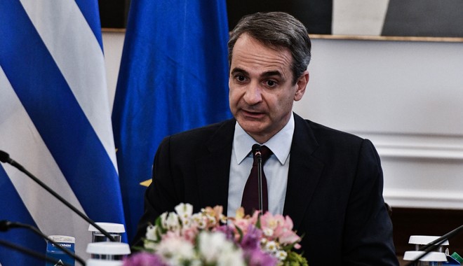 Και εξ οικείων τα βέλη στον Μητσοτάκη για την επιδοματική πολιτική ...