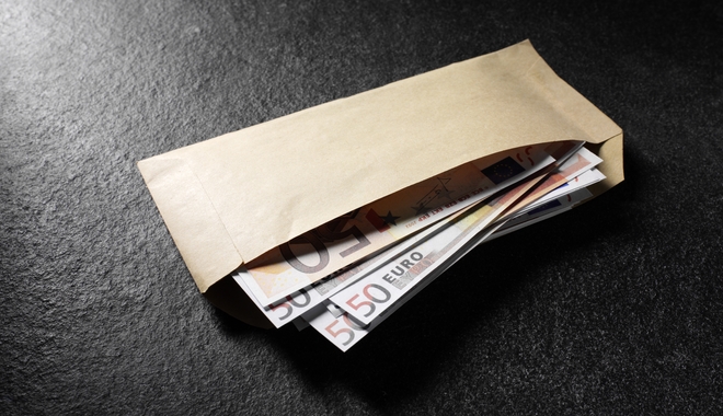 Συνελήφθη γυναικολόγος του "Αλεξάνδρα" για "φακελάκι" | News 24/7