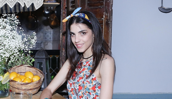 Σοκάρει η Άννα Μαρία Βέλλη - Έδειξε φωτογραφίες από τον ξυλοδαρμό της ...