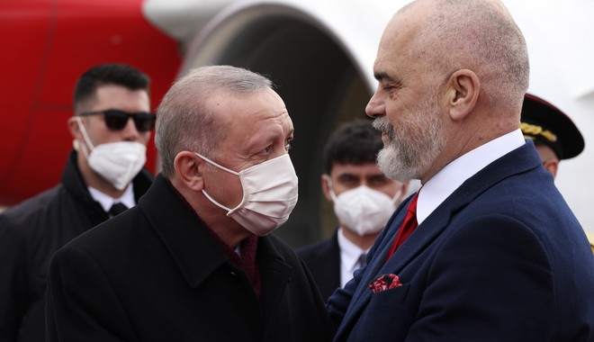 Η Τουρκία φλερτάρει την Αλβανία και η Αθήνα μπαίνει στη μέση | News 24/7