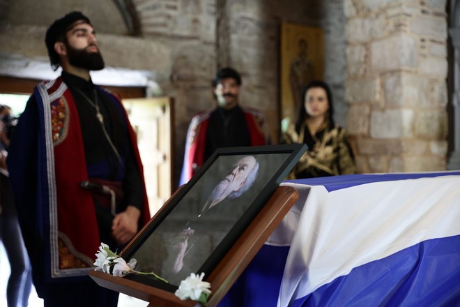Γιάννης Μαρκόπουλος: Σε λαϊκό προσκύνημα η σορός του - Το απόγευμα η ...