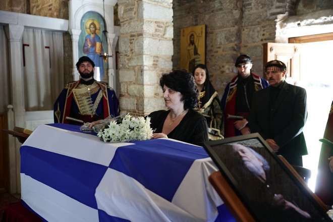 Γιάννης Μαρκόπουλος: Σε λαϊκό προσκύνημα η σορός του - Το απόγευμα η ...