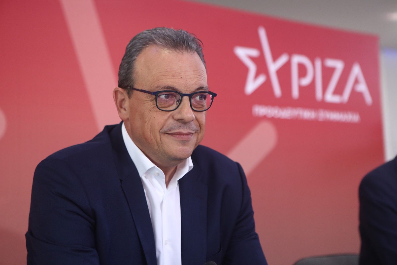 ΔΕΘ - ΣΥΡΙΖΑ: Η συνέντευξη Τύπου του Σωκράτη Φάμελλου - LIVE EIKONA ...