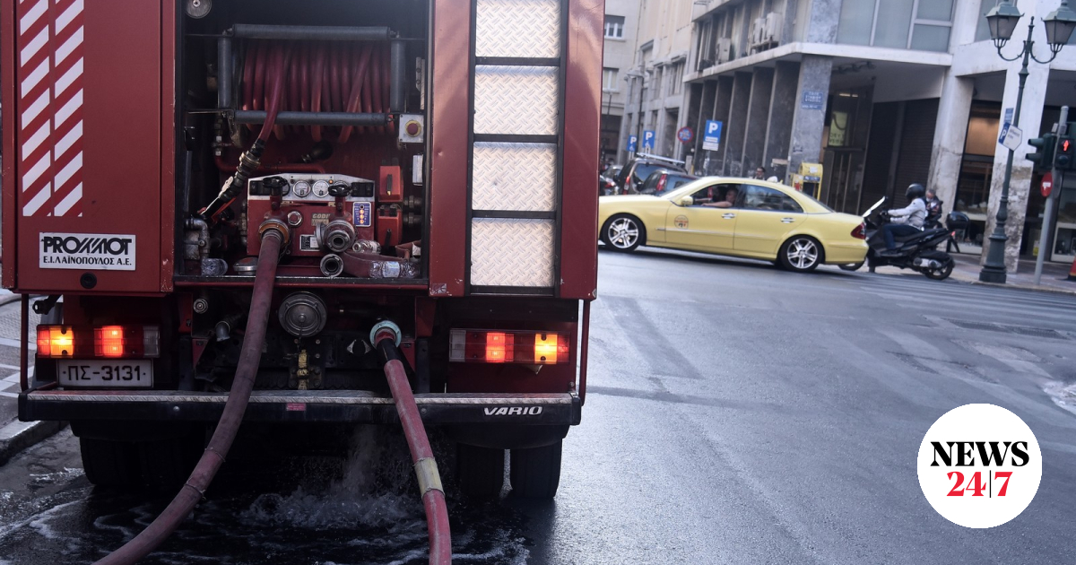 Κερατέα: Ανδρας ανασύρθηκε χωρίς τις αισθήσεις του μετά από τροχαίο ...