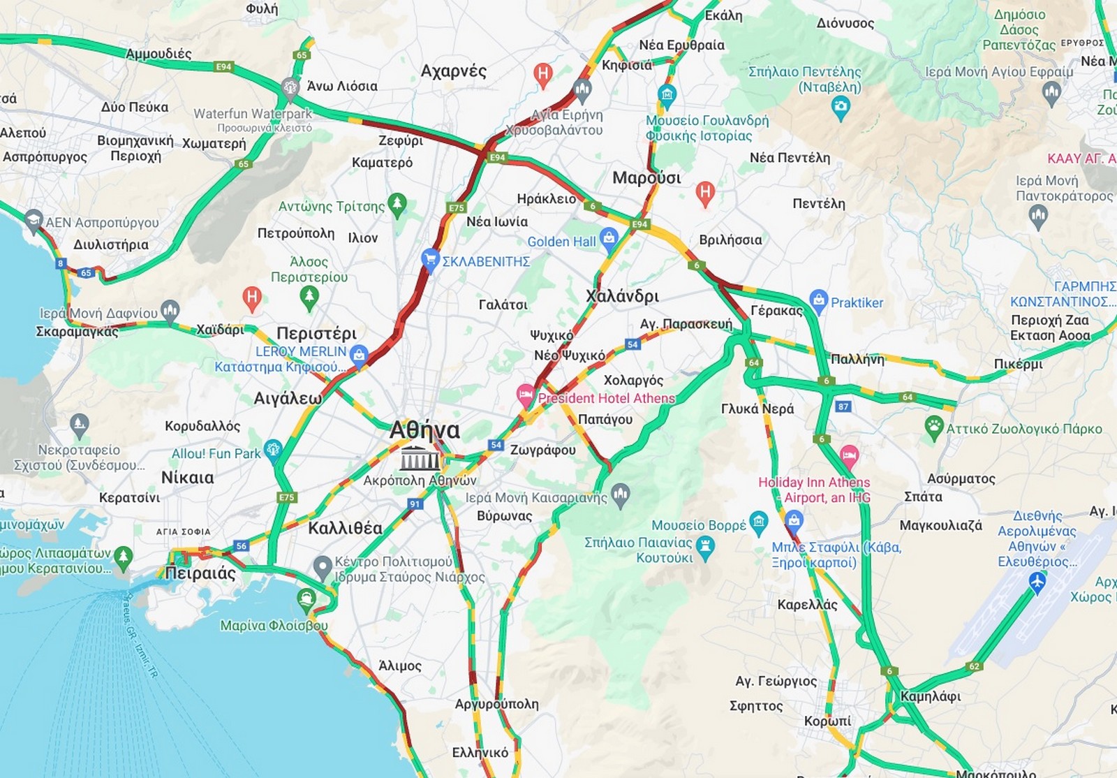 Κίνηση στους δρόμους: "Έμφραγμα" στον Κηφισό λόγω τροχαίου