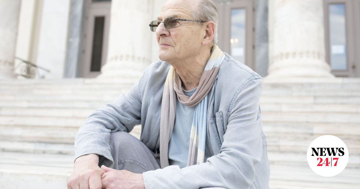 Adolf Shapiro: "Το θέατρο ζει εκεί όπου οι άνθρωποι ασθενούν"