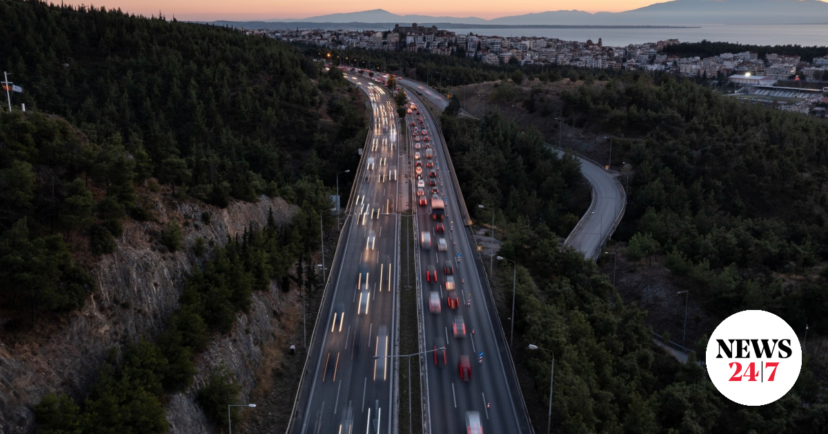 Σταϊκούρας: Το 2027 έτοιμο το Flyover και το 2028 ο προαστιακός