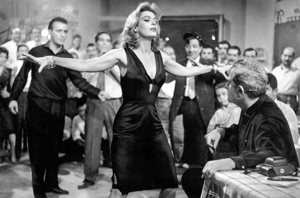 Μελίνα Μερκούρη, η οικουμενική "Καρυάτιδα" της Ελλάδας