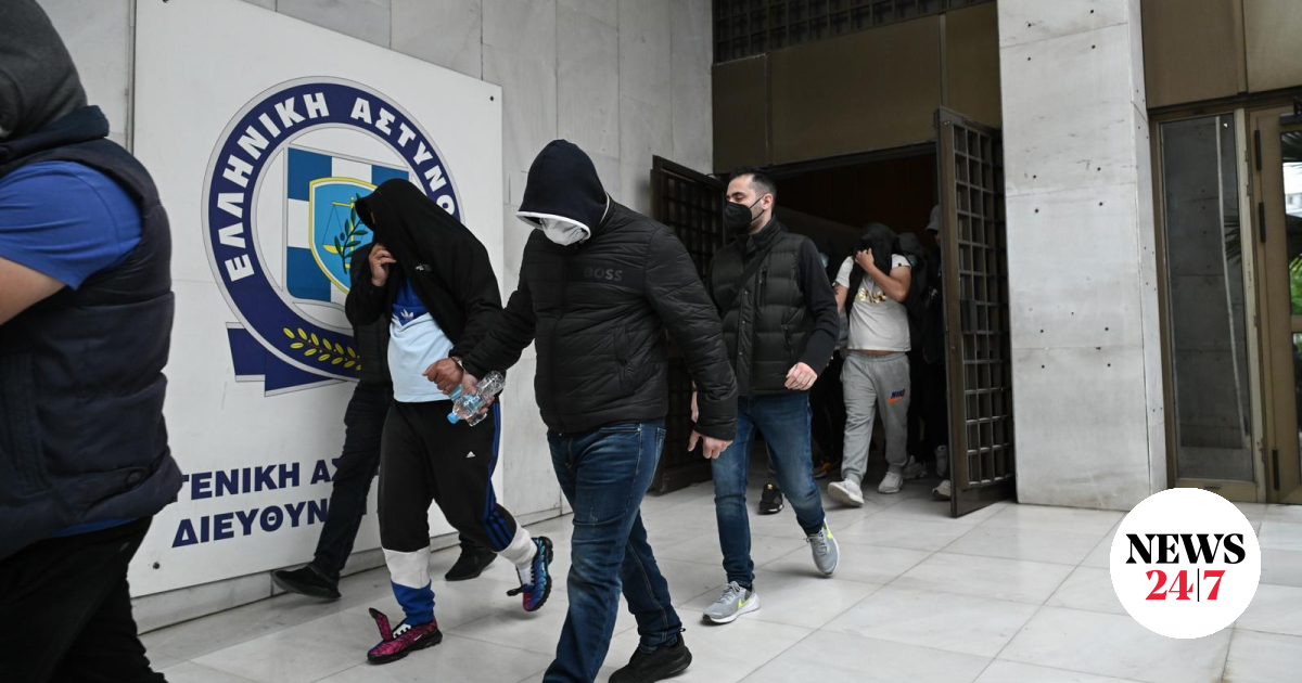 Ρέντης: Ελεύθεροι οι επτά από τους δέκα που απολογήθηκαν