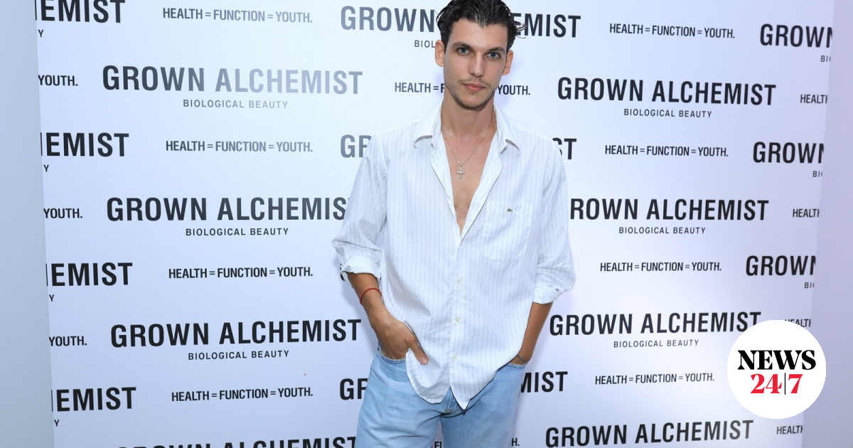 Βασίλης Μίχας: Με σταματούν στο δρόμο και μου λένε ντροπή σου