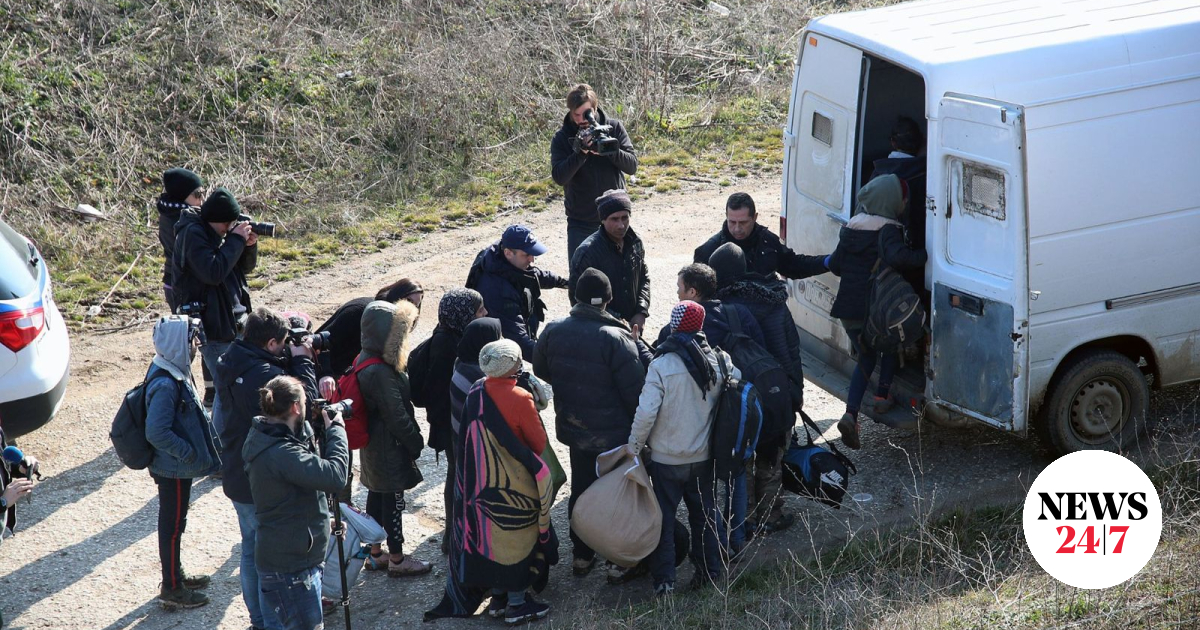 Pushbacks: Πρόσφυγες κρατούνται χωρίς νερό