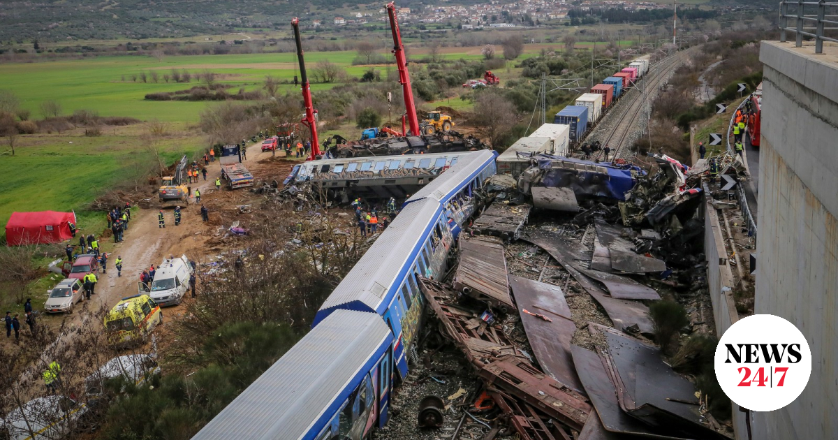 Tempi: The flammable wagon B2 and the practice of Hellenic Train