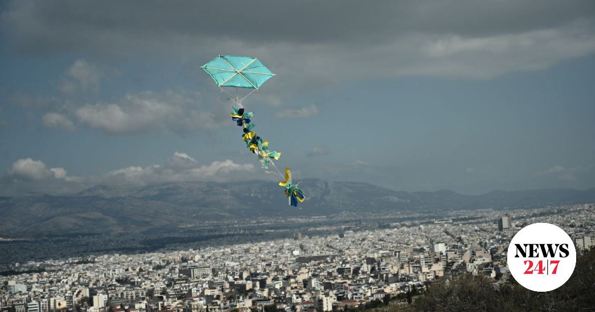 Tourkovounia: Fell off a cliff while flying a kite