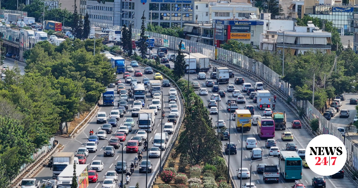 Κίνηση: Κυκλοφοριακό "έμφραγμα" στην Αττική Οδό