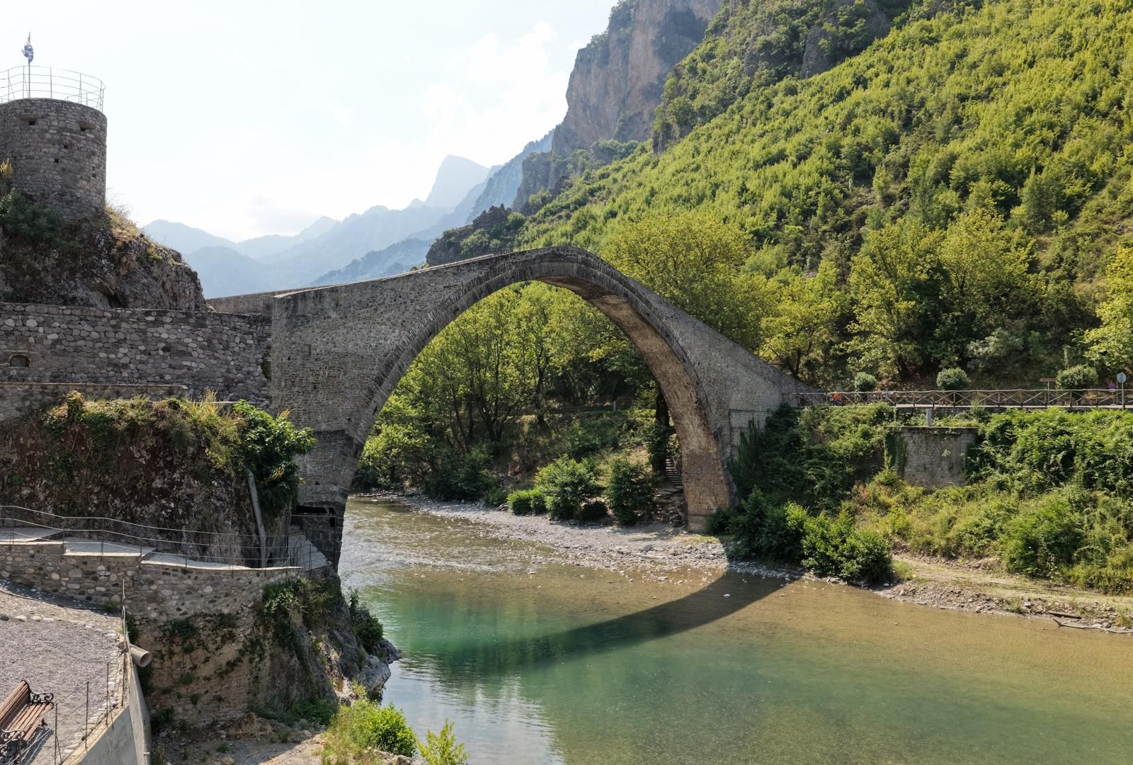 Στη μαγική στιγμή της Κόνιτσας