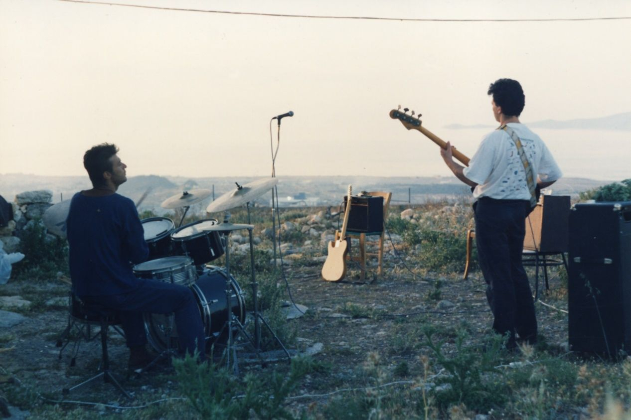 Εν Πλω - Η άγνωστη ιστορία της ροκ μπάντας "φάντασμα"