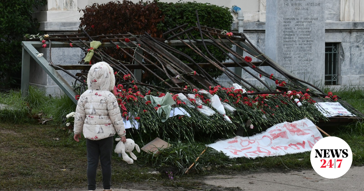 Athens Polytechnic uprising: Events reach their peak - How public ...